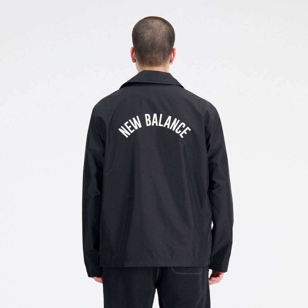 New Balance Essentials Coaches Jacket - Miesten tuulitakki | Intersport